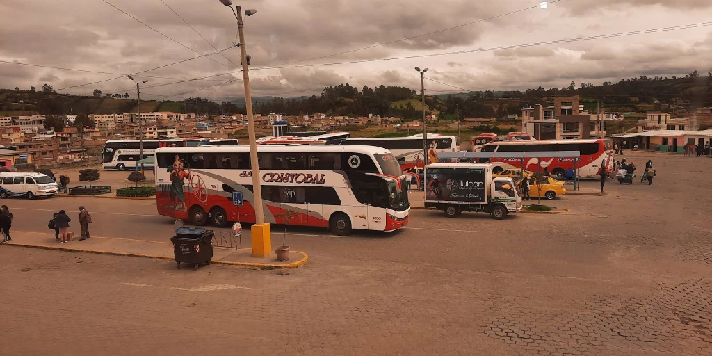 Terminal Terrestre Tulcán | Horarios y Rutas